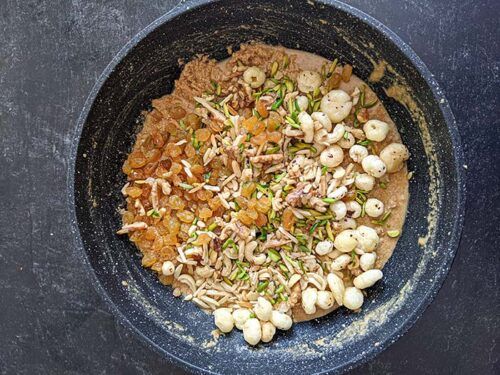 Panjiri Recipe (Step by step Punjabi Panjeeri recipe) - Ruchiskitchen