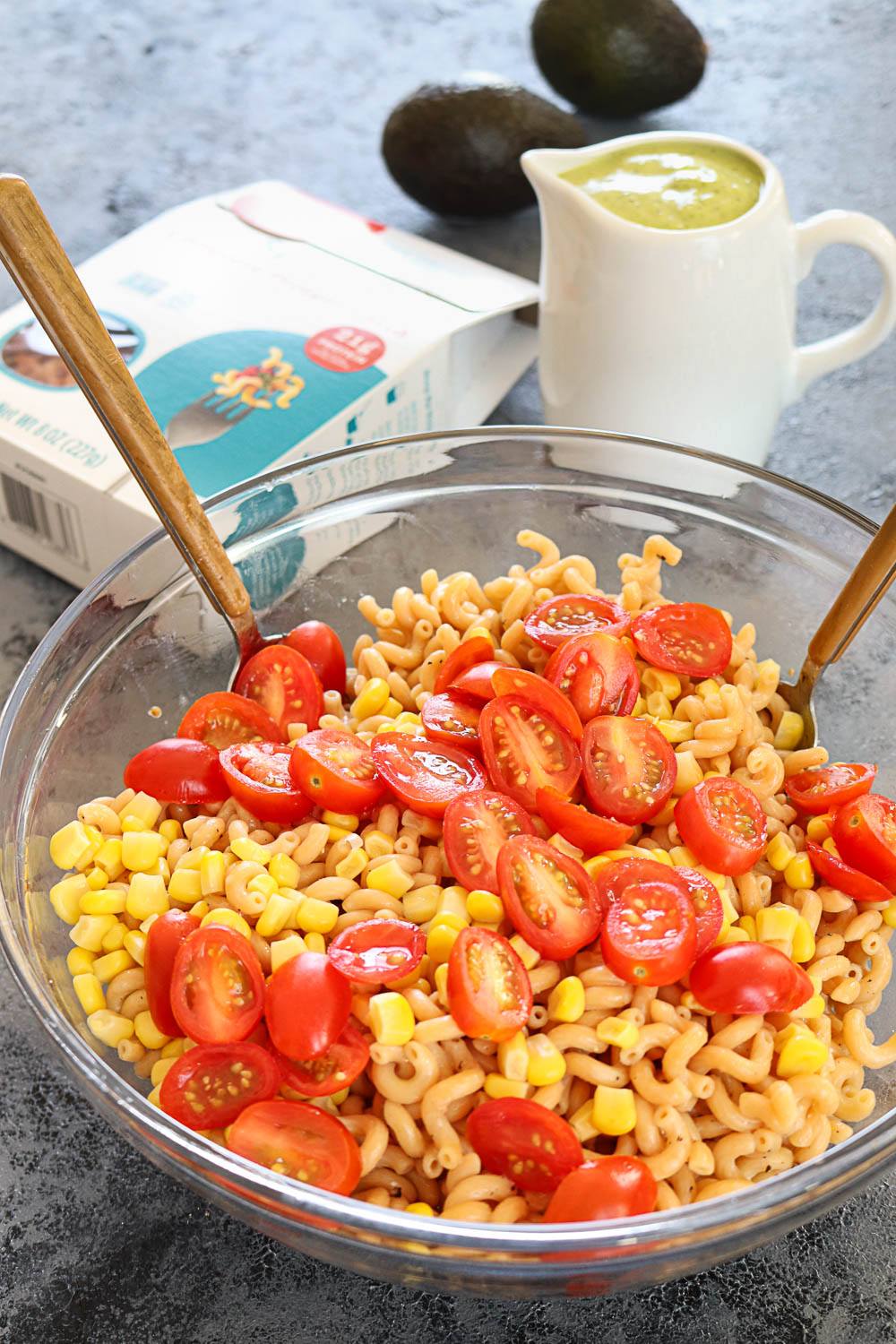 Cajun Chicken With Creamy Avocado Pasta, Avocado Pasta with Chicken