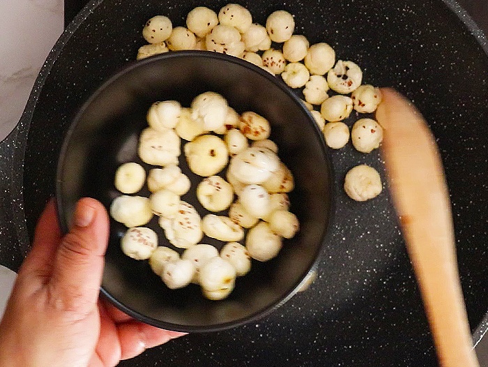 Makhane ki kheer ( Phool Makhana kheer ) - Ruchiskitchen