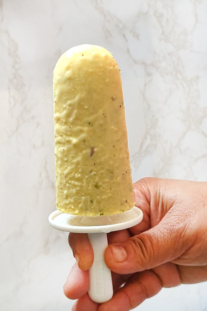 Kesar Pista Kulfi (Step-by-step recipe) - Ruchiskitchen