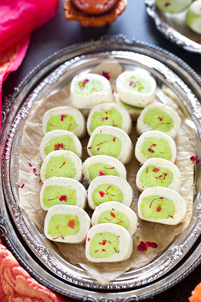 Pista Mithai Roll ( Indian Fusion Dessert ) - Ruchiskitchen